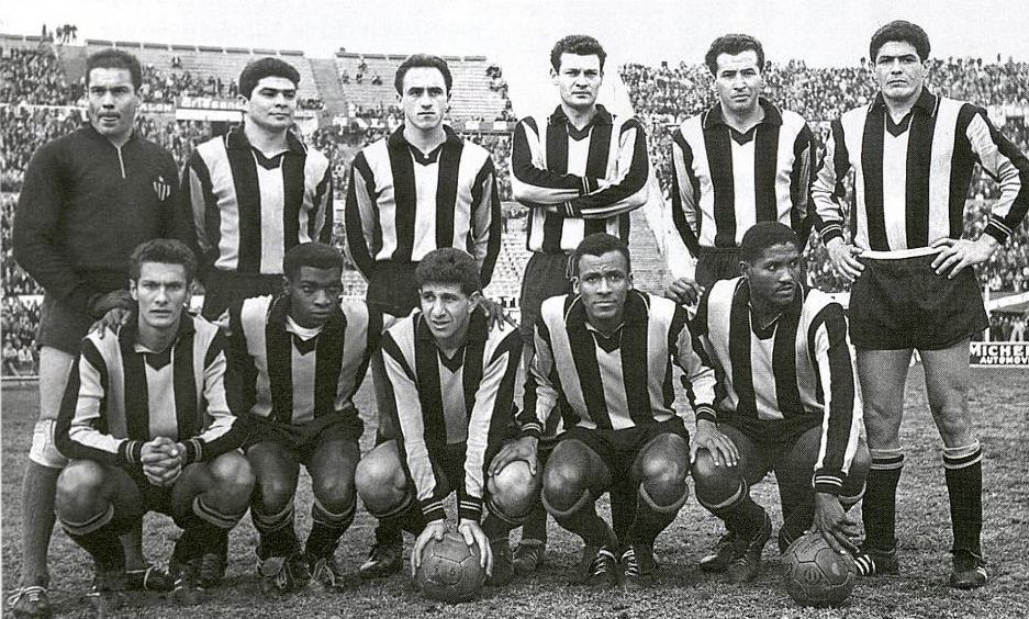 PEÑAROL, CINCO VECES ALZÓ LA COPA. Año 1962: Luis Maidana, Juan Vicente ...