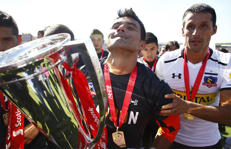 Colo Colo se sagra campeão do Clausura chileno ao vencer Wanderers ...
