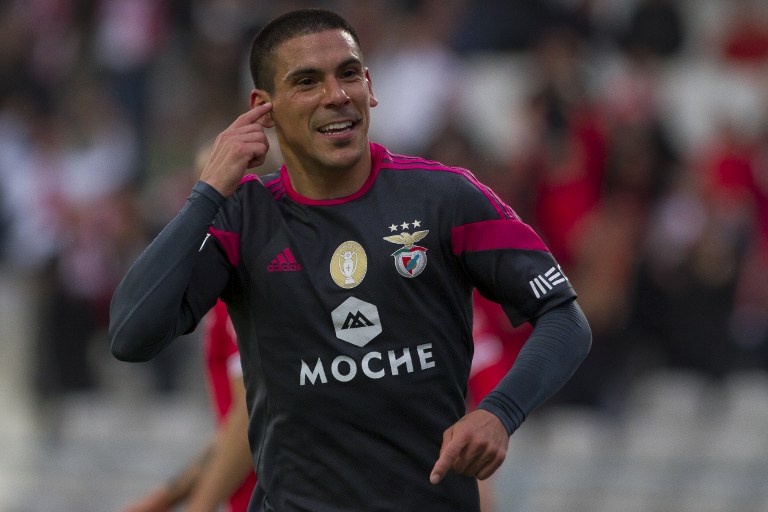 Maxi Pereira nuevo fichaje del Oporto - CONMEBOL