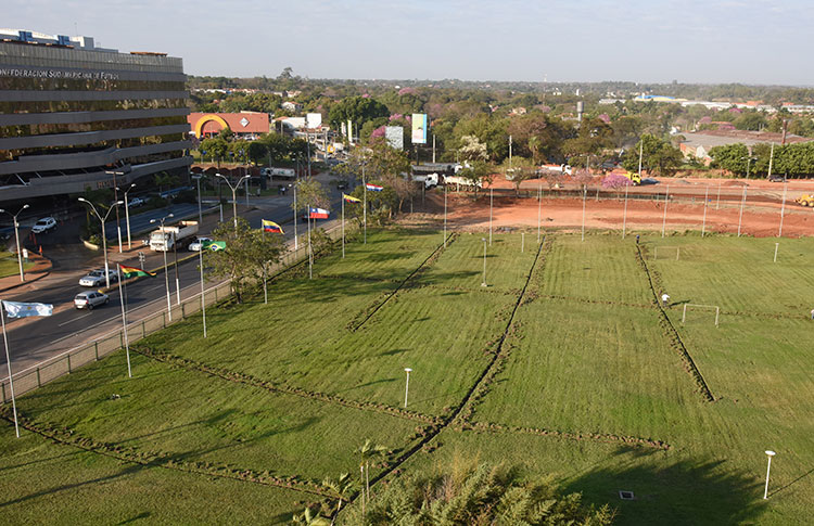 Sede de la CONMEBOL tendrá una cancha reglamentaria para el desarrollo ...
